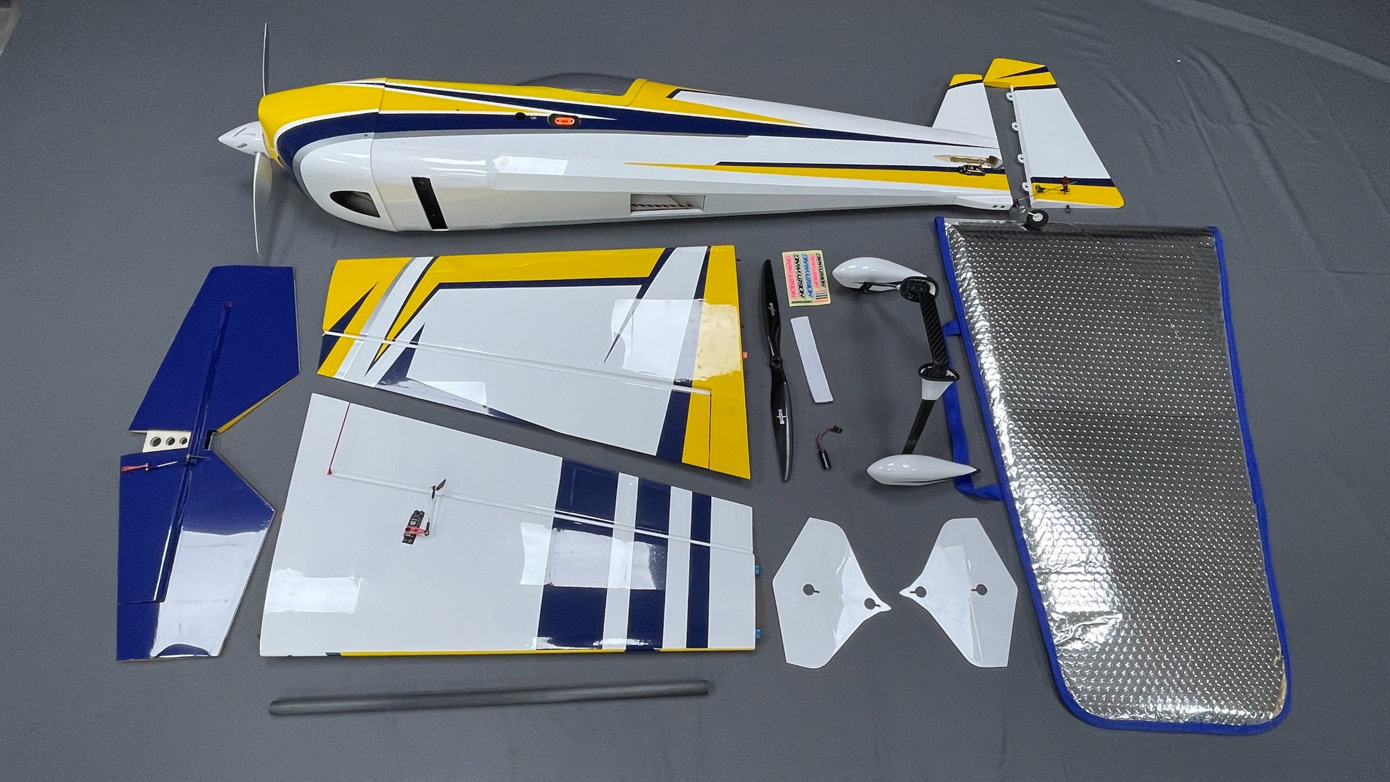 SFG - Skywing - 60" Laser 260 V2 – Extreme Flight