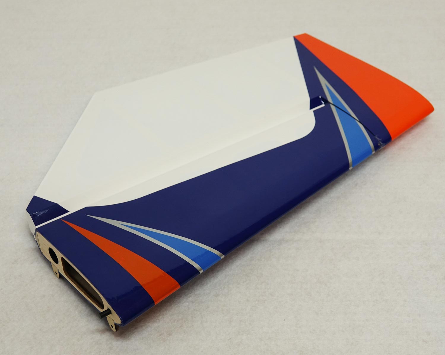 95" Extra 330SC-E Stab/Elevator Set w/ control horns- Orange/Blue/Whit ...