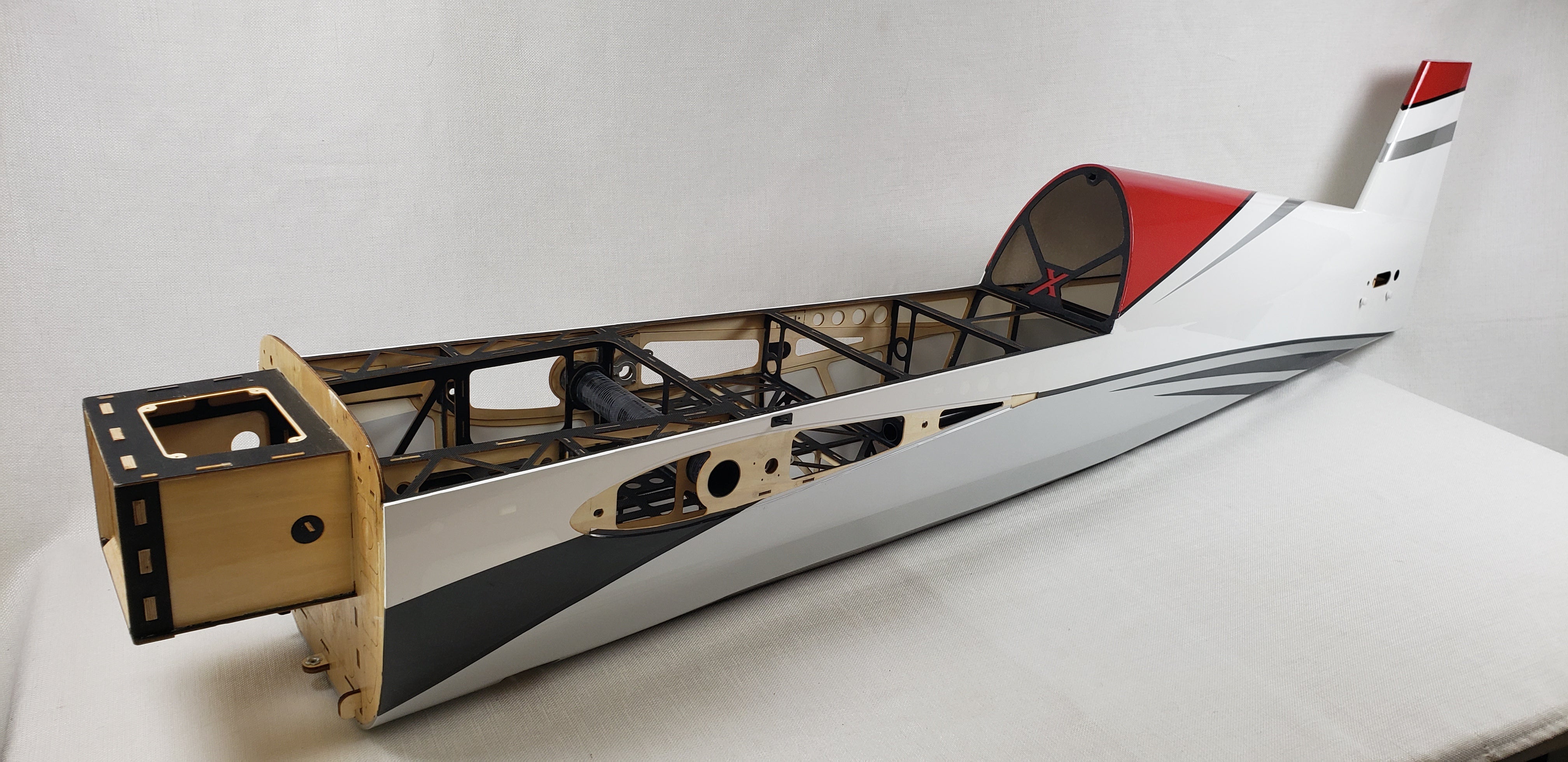 85" Edge 540T - Fuselage – Extreme Flight