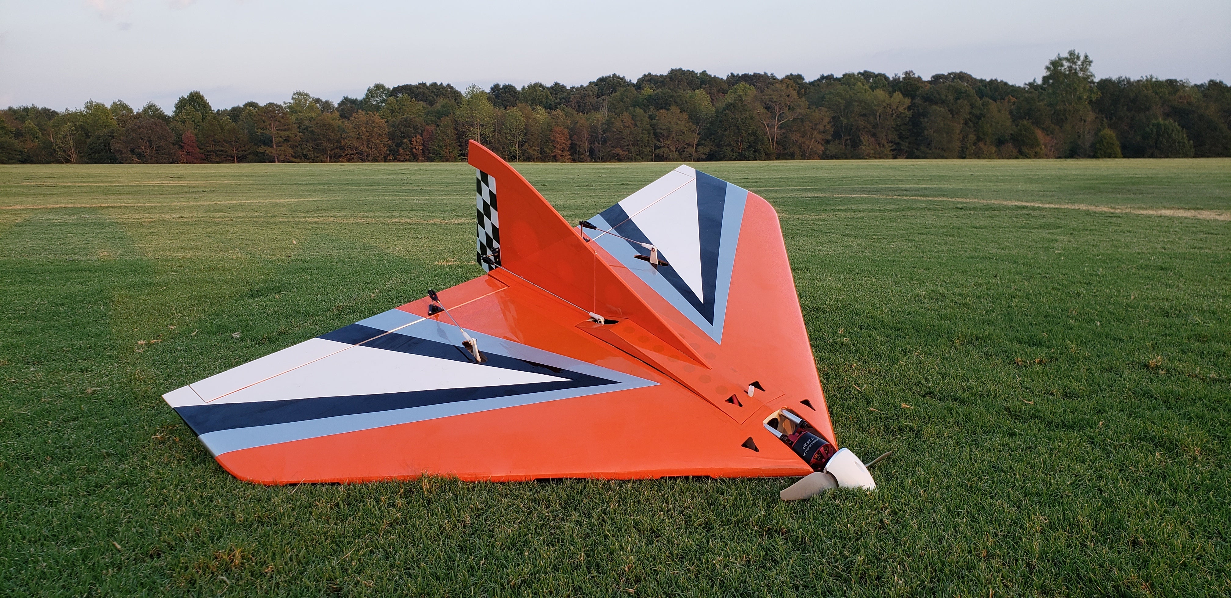 Speed Freak - 36" Electric Outlaw - Orange/Black/White Scheme – Extreme ...